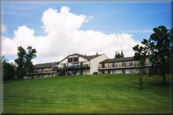 Kenosee Inn Resort for sale, Kenosee Lake, SK - www.pin.ca/sask/04-0808