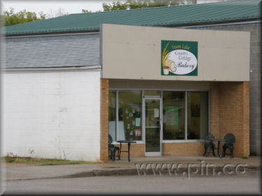 Cottage Bakery for sale, Foam Lake, SK - www.pin.ca/sask/07-0909
